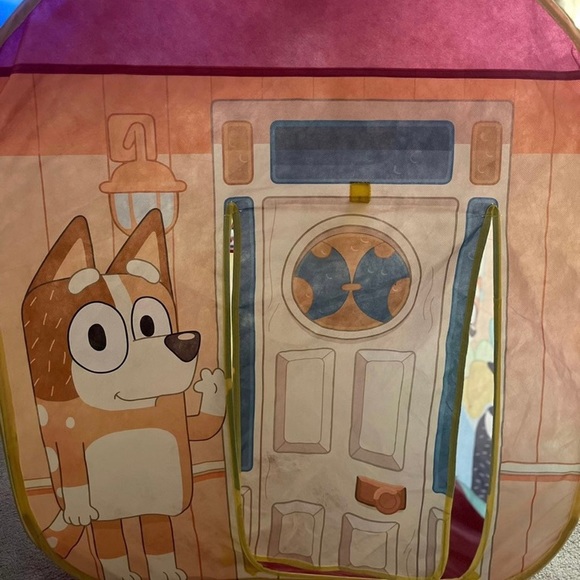Disney | Toys | Bluey Play House Pop Up Play Tent Playset Fold And Go ...